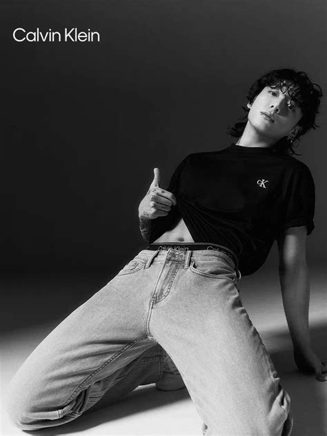 Calvin KleinBTS JUNGKOOKジョングク カルバンクライン広告画像 Bコレ BTSの情報収集