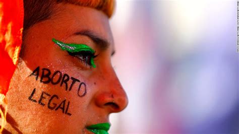 Solo estos 3 países de América Latina permiten el aborto voluntario