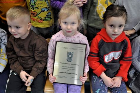 Podopieczni ŚDS w Połańcu świętują Dzień Babci i Dziadka