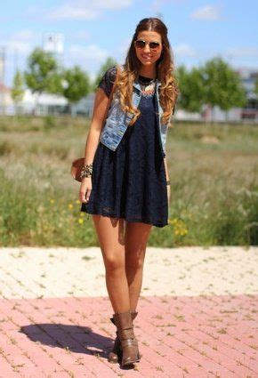 Venta Outfit De Vestido Con Botines En Stock