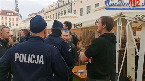 Rzeszów Sypią się mandaty za brak maseczek
