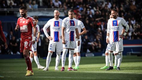 PSG Kylian Mbappé ne veut pas parler de son avenir