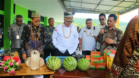 Kunjungi Polbangtan Manokwari Wamentan Ri Ajak Generasi Milenial