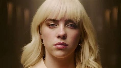 Billie Eilish por estas fotos perdió 100 000 seguidores Marca