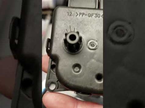 Jeep Wrangler JK Blend Door Actuator Replacement Part 4 YouTube