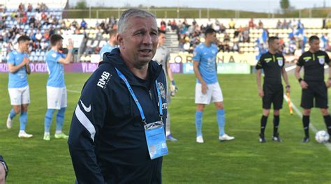 Ilie Dumitrescu nu l menajează pe Dan Petrescu