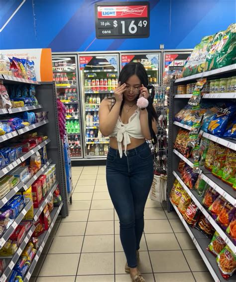 Gym Selfie Body Quick Inverted Triangle Body Snapchat Girls Weights Excercise Selfies