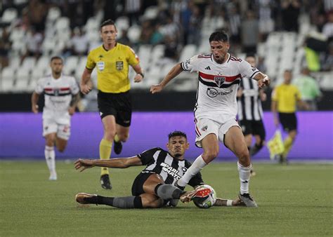 São Paulo x Botafogo veja onde assistir ao duelo pelo Campeonato
