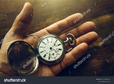 10 664 Golden Antique Clock Stock Photos Images Photography
