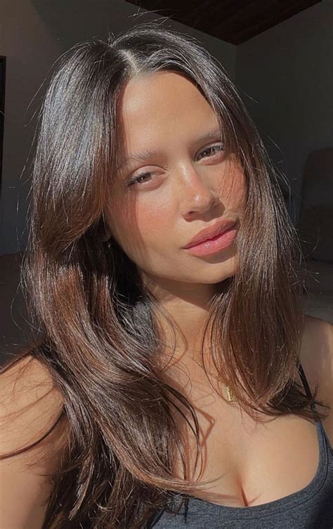 50 Chic And Versatile Medium Layered Haircut Ideas Brown Balayage
