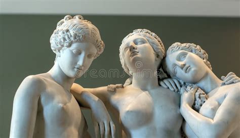 I Tre Graces Del Museo Louvre Paris Fotografia Editoriale Immagine Di