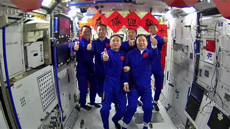 La tripulación de la Shenzhou 16 llega a Tiangong para su segunda