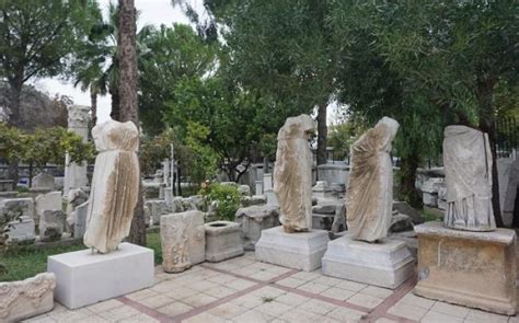 Milas Müzesi Nerede Nasıl Gidilir Giriş Ücreti Ziyaret Saatleri