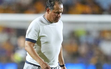 Juan Reynoso dejará de ser técnico de Perú anunció la federación