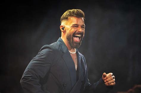 See What Happened Next When Ricky Martin Twins Surprises Him On Stage