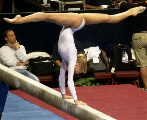 Nastia Liukin US Gymnast On The Beam Perfection Gimnasia Artistica
