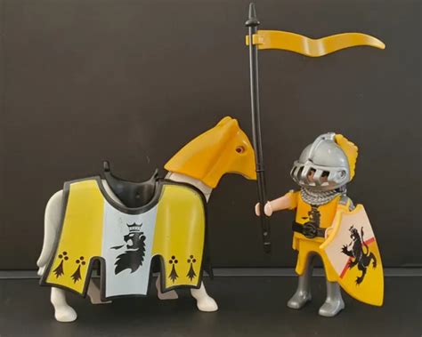 Playmobil Chevalier Du Lion Noir Cheval Avec Carapacon Etendard
