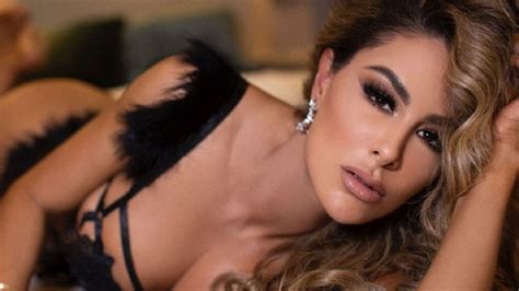 Ninel Conde deja poco a la imaginación con su deslumbrante figura MDZ