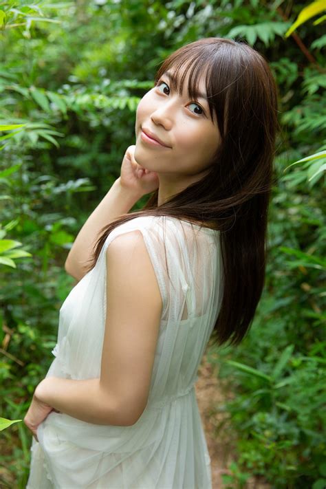Janmaga Web Moving Gravure Series Iori Io V Ph