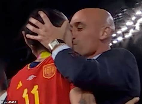 Spanish FA President REFUSE To Resign Over World Cup Kiss Gate