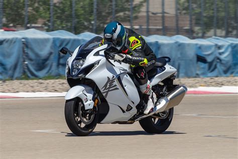 2022 Suzuki Hayabusa First Look 35 Fast Facts 50 Photos 43 OFF