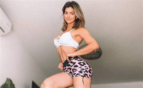 Kelly Key Exibe Bumbum Sarado E Ensina Treino Especial Para Manter O