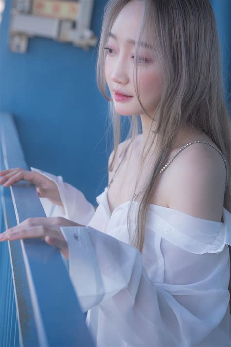 Raon 라온 PURE MEDIA Vol 274 Debut Set 02 Share erotic Asian girl