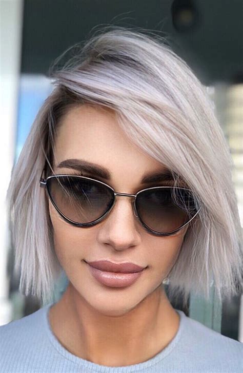 40 Trendy Haircuts For Women To Try In 2022 Platinum Blonde Long Bob