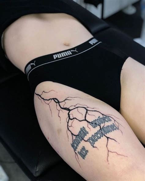 Pin van Angel Daniels op Boredpanda in 2024 Tatoeage ideeën Kleine