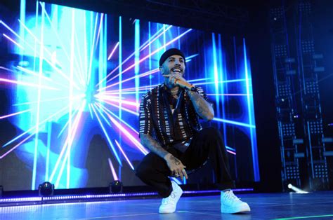 Rauw Alejandro Lanza Playa Saturno Un Disco Que Rinde Homenaje Al
