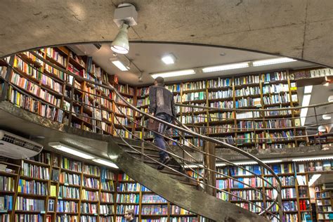 Pela primeira vez desde o início da pandemia venda de livros cresce