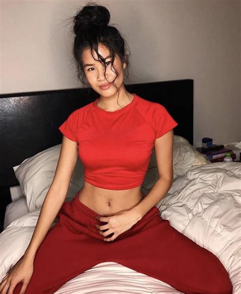 Red Scrolller