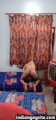 Indian Gay Porn Feat Naked Horny Hottie Indian Gay Site