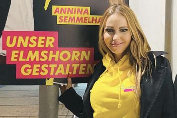 Ex Pornostar Annina Ucatis Semmelhaack Zieht Bei Kommunalwahlen In