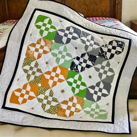 Disappearing Hourglass 2 Quiltsby Me