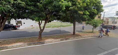 Motociclista Perde Controle Bate Em Rvore E Socorrida Em Estado