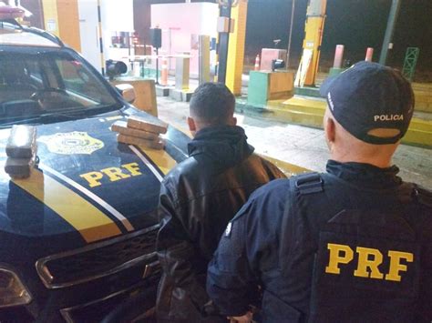 Pelotas PRF prende criminoso em prisão domiciliar traficando drogas