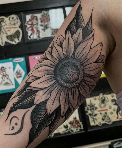 Inner Bicep Tattoo Pain Forearm Tattoo Pain Inner Arm Tattoos Tattoo