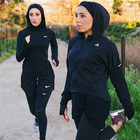 OOTD Jogging Hijab Tampil Sopan Stylish Dan Sporty