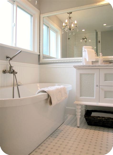Small Bathroom Ideas With Tub Optimizing Space Style And Comfort