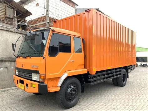 Truk Fuso SMB TRANS Ekspedisi Murah Sewa Truk Surabaya