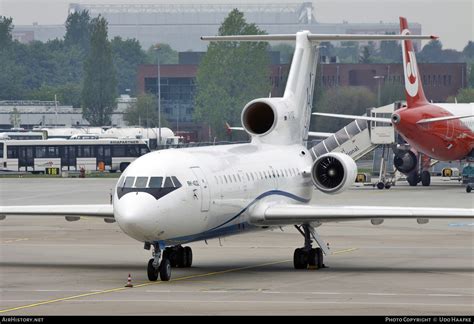 Aircraft Photo Of RA 42423 Yakovlev Yak 42D AirHistory Net 591904