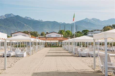 A Guide To The Best Beach Clubs In Forte Dei Marmi