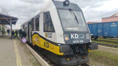 SA135 006 KD Z LEGNICY DO KUDOWY ZDRÓJ ODJAZD Z STACJI ZĄBKOWICE