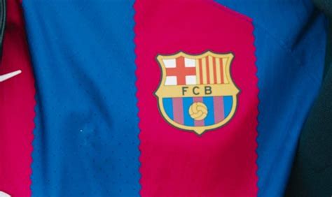 Le FC Barcelone dévoile son maillot domicile 2023 2024