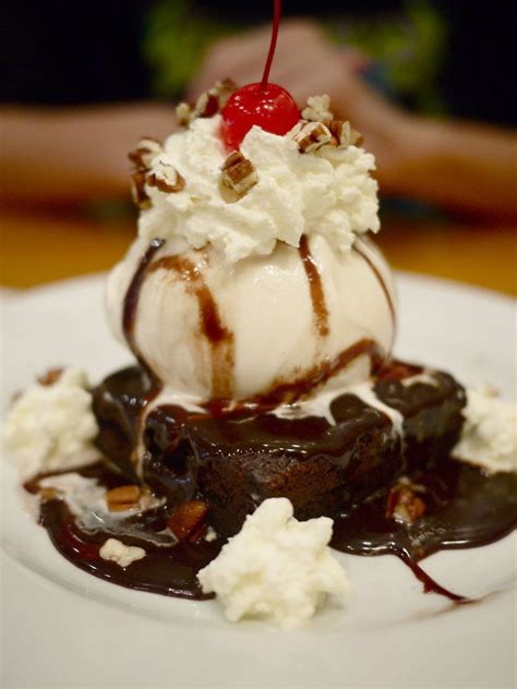 Hot Fudge Brownie Sundae Brownie Sundae Favorite Desserts Fudge