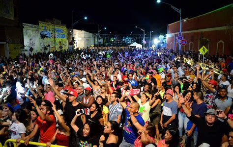Salsa folclor y tambó en Baila la Calle 2018 Carnaval de Barranquilla