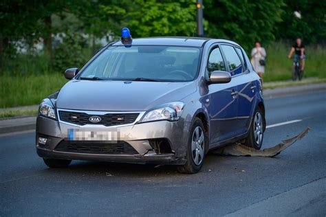Tragiczny Wypadek W Zgierzu Na Dk Nie Yje Motocyklista Zdj Cia