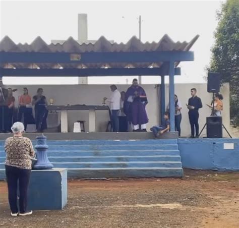 Dia de rezar pelos fiéis defuntos D A Online