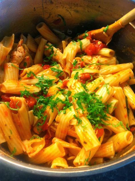 Cintjescookery Pastaschotel Met Kip Tomatensaus Parmezaan En Mozzarella